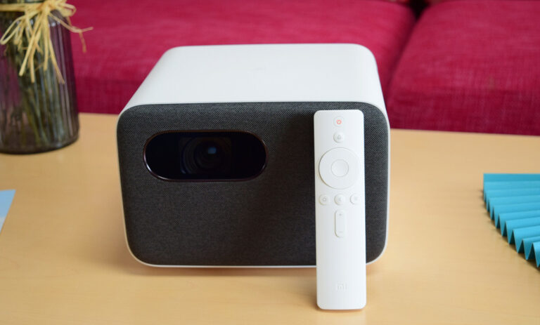 Mi Smart Projector 2 Pro
