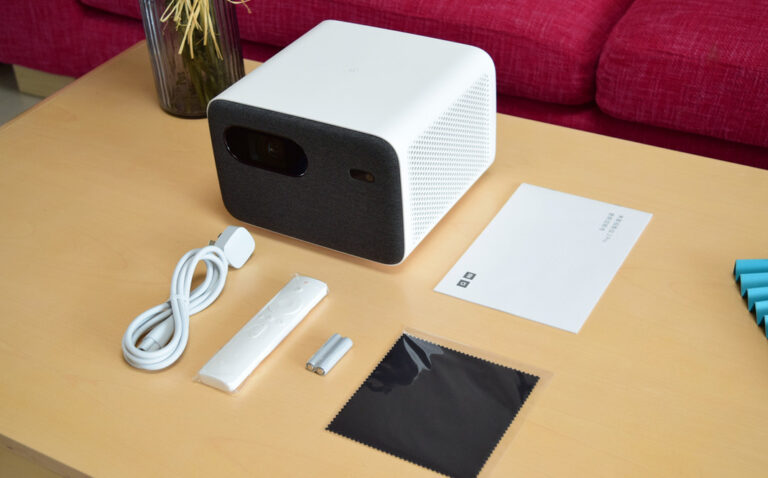 Mi Smart Projector 2 Pro