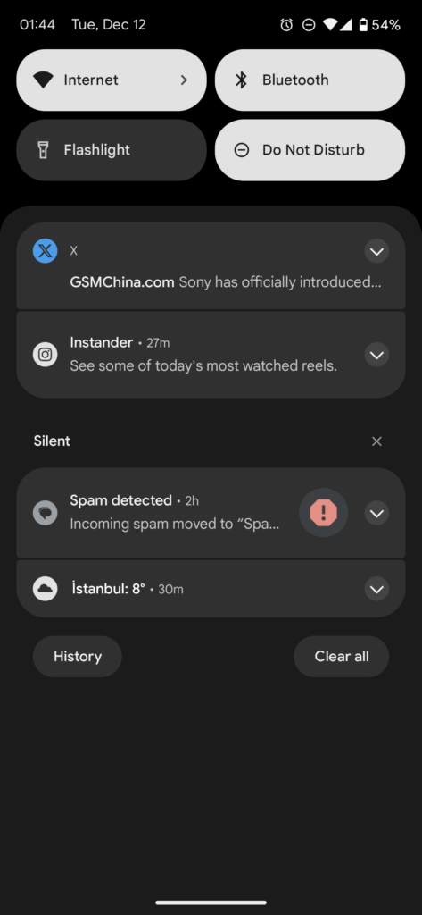 MIUI 14 vs HyperOS Control Center Comparison - Xiaomiui.Net